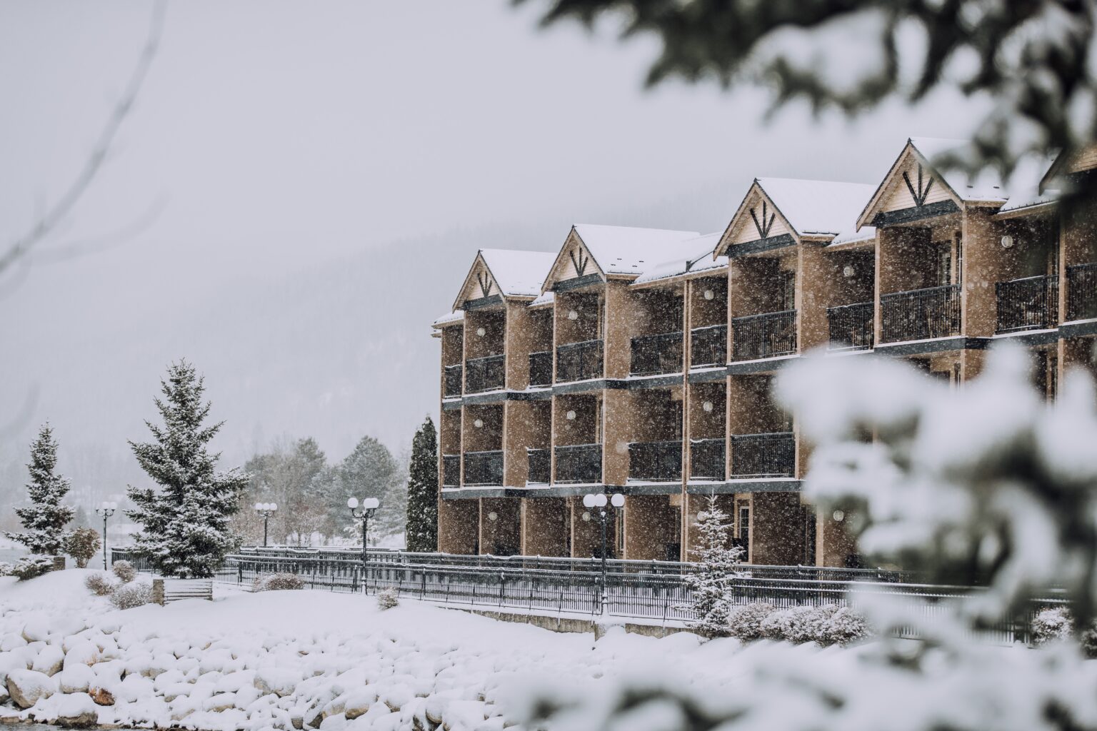 BC Fall and Winter Travel Guide - Prestige Hotels & Resorts